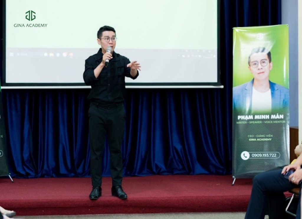 XÂY DỰNG PHONG CÁCH THỜI TRANG CHO DOANH NHÂN - GINA ACADEMY